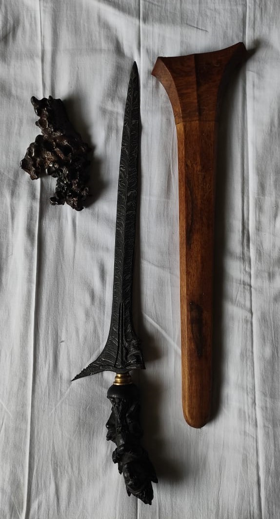 Sejarah Keris - Jati Cantik